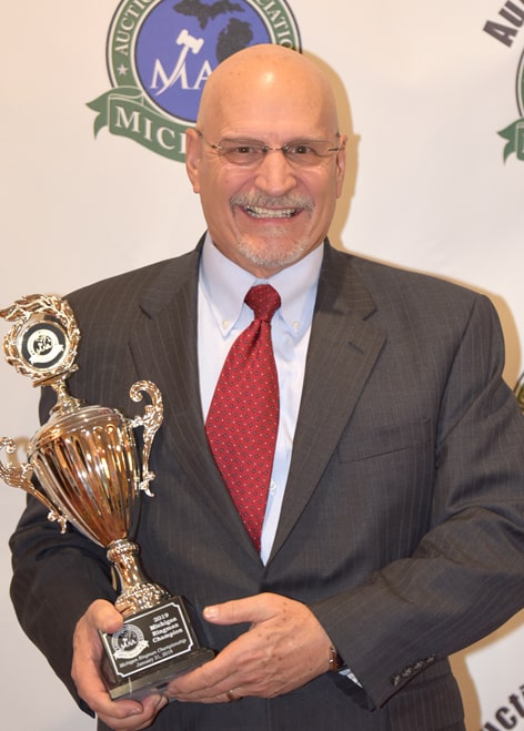 Bob Howe, Michigan Ringman Champion 2019 – Michigan Auctioneers